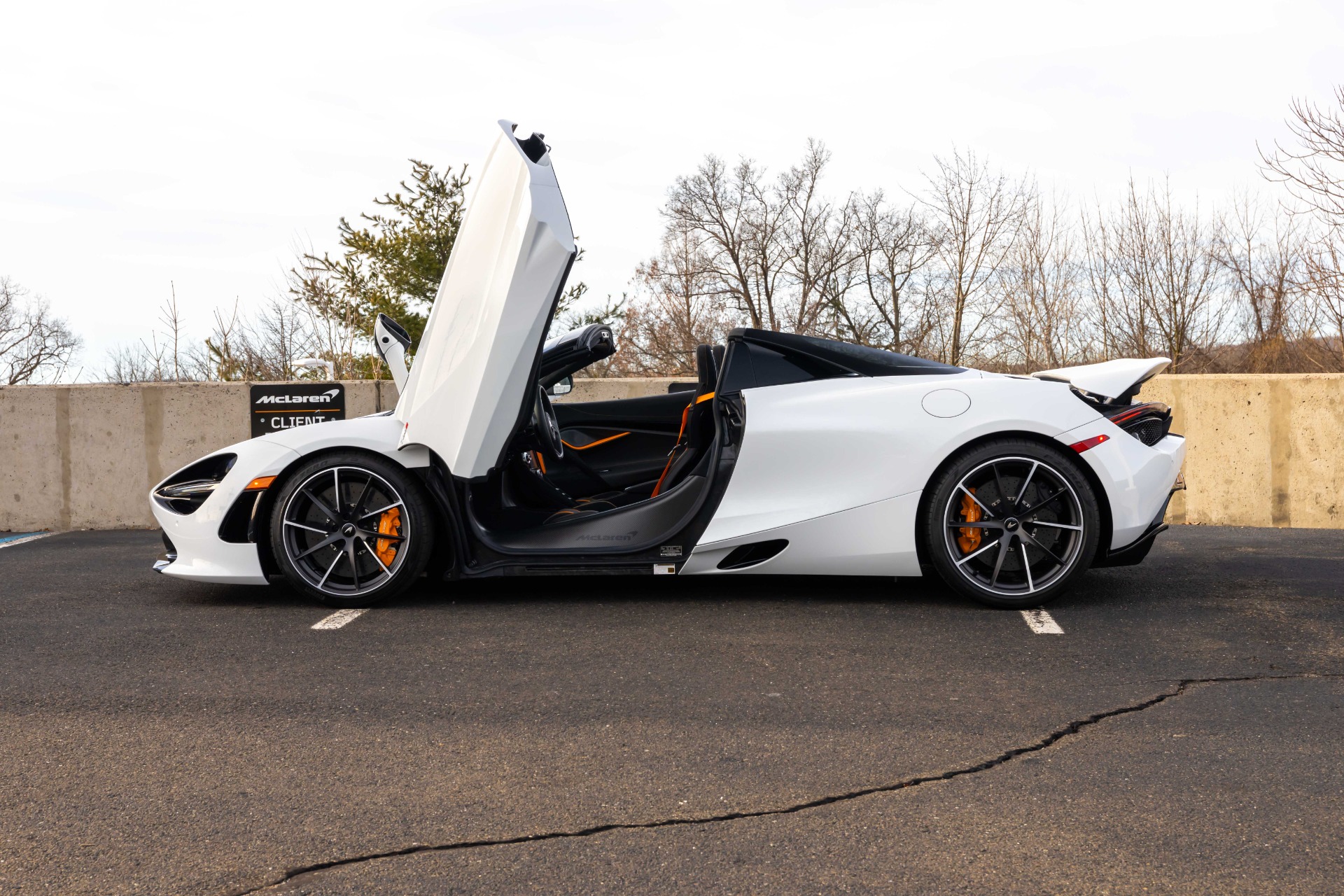 Test Drive a New McLaren 720S