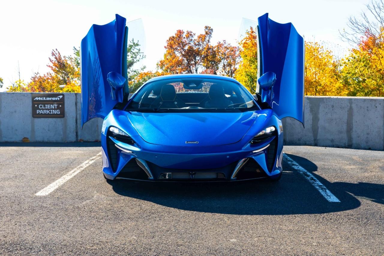 2023 McLaren Artura for Sale